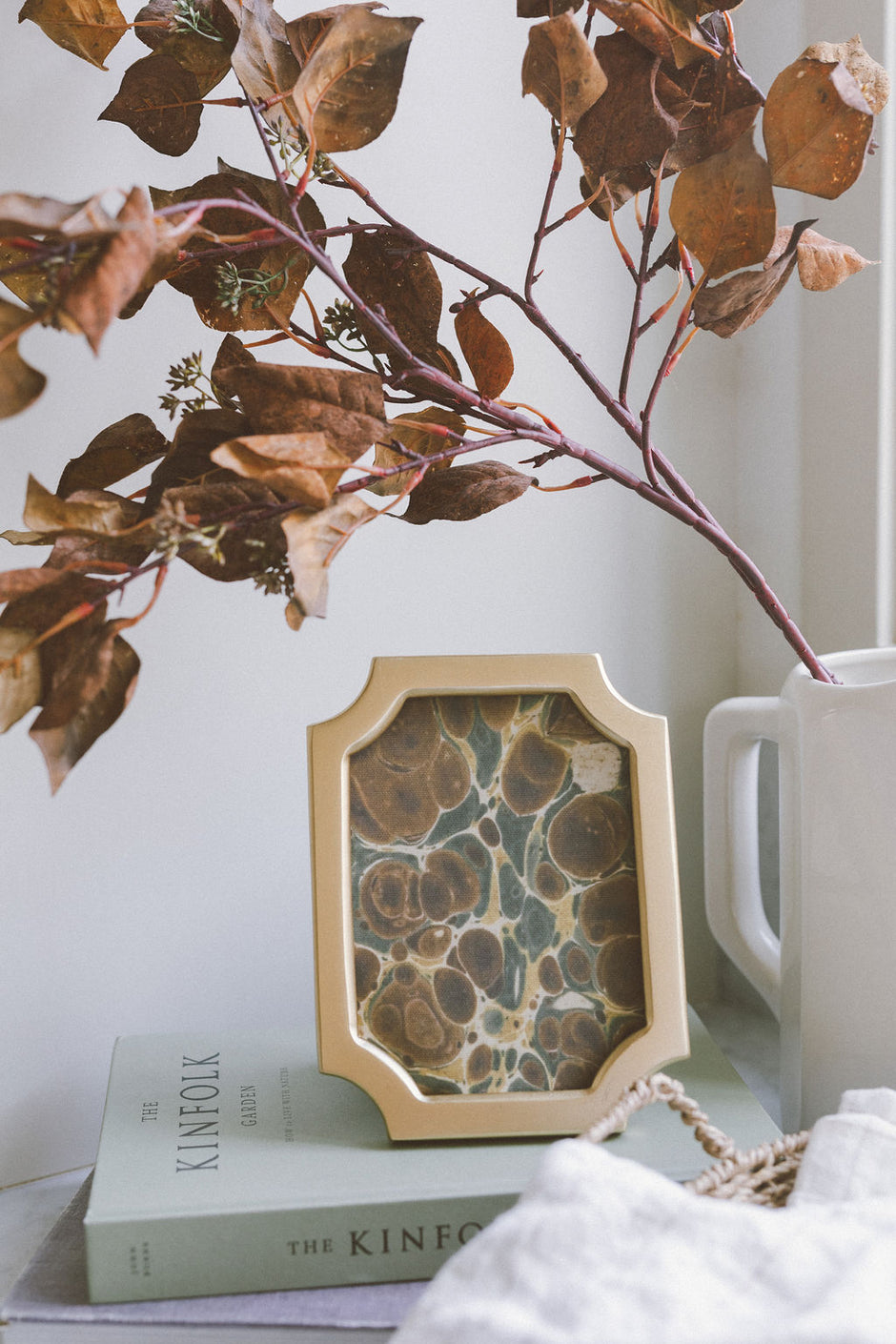 Scallop Gold Arch Photo Frame – Petal Lane Home