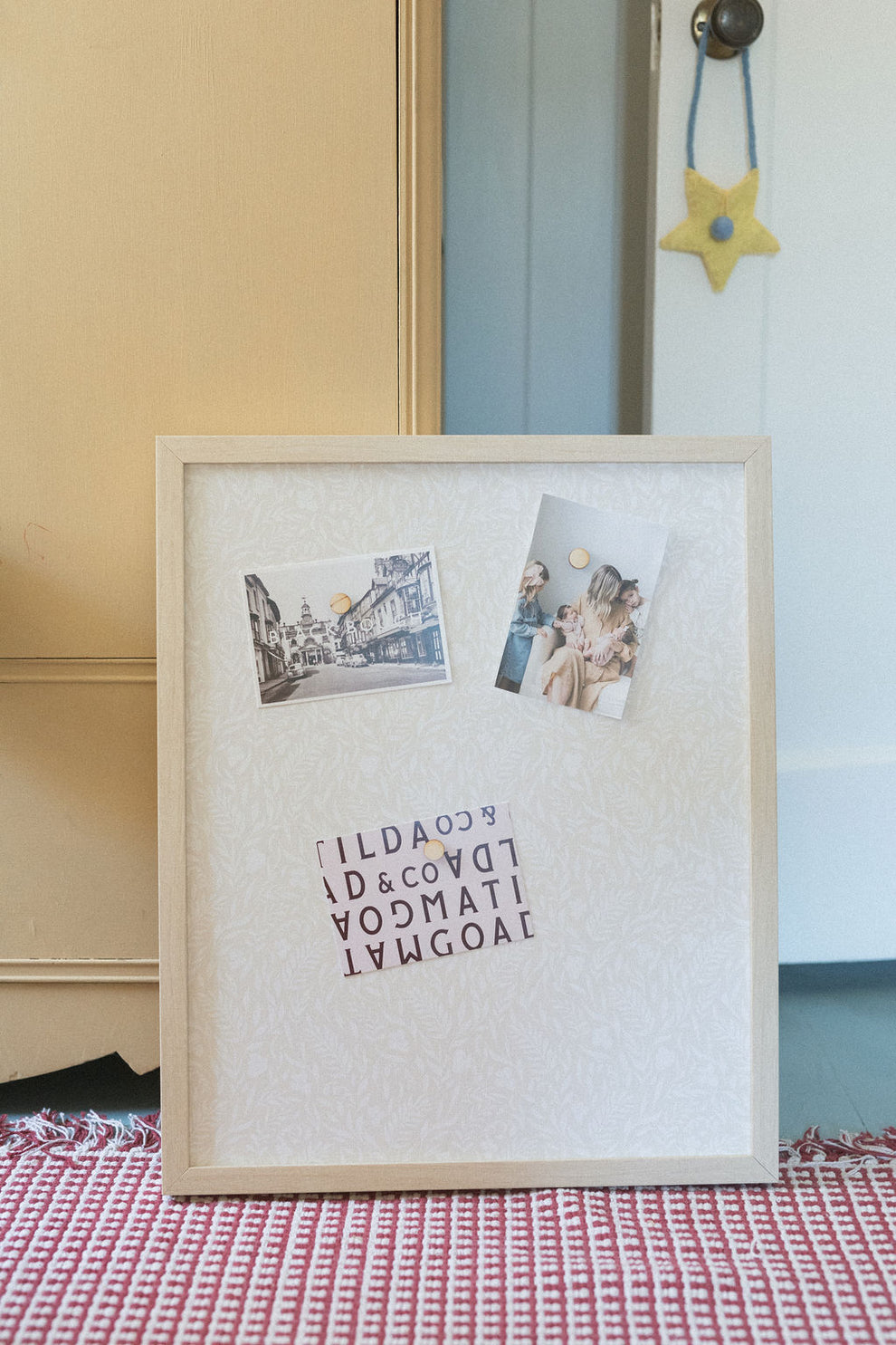 Leaf Pattern Magnet Board – Petal Lane Home